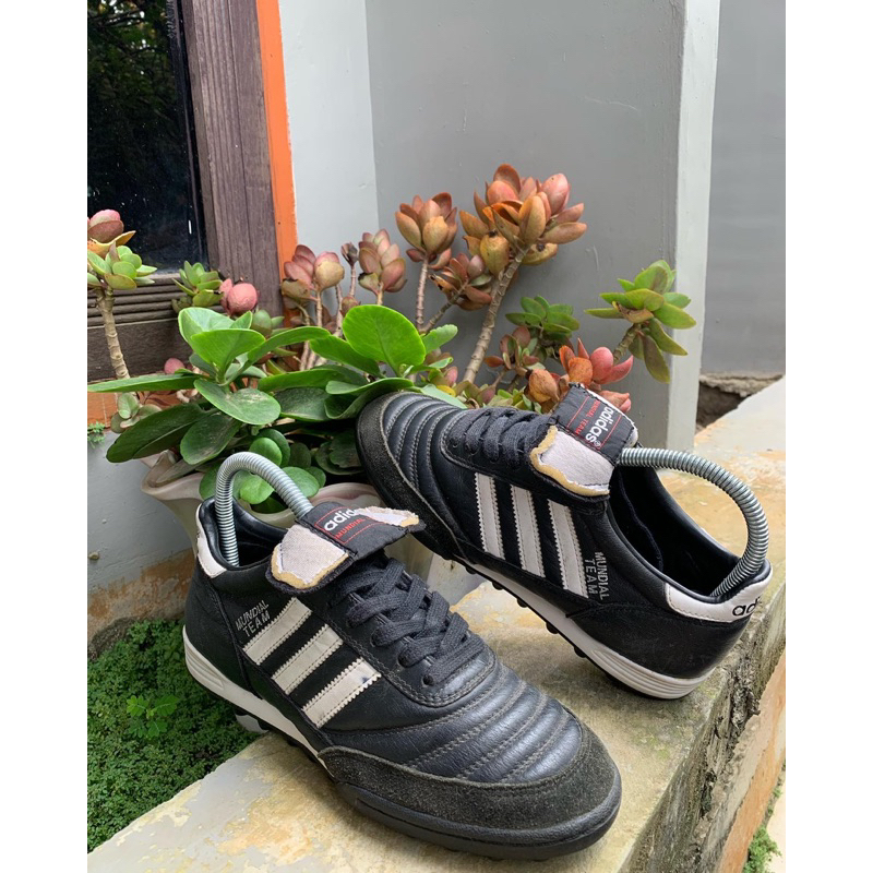 Jual sepatu bola Adidas Mundial team Tf | Shopee Indonesia