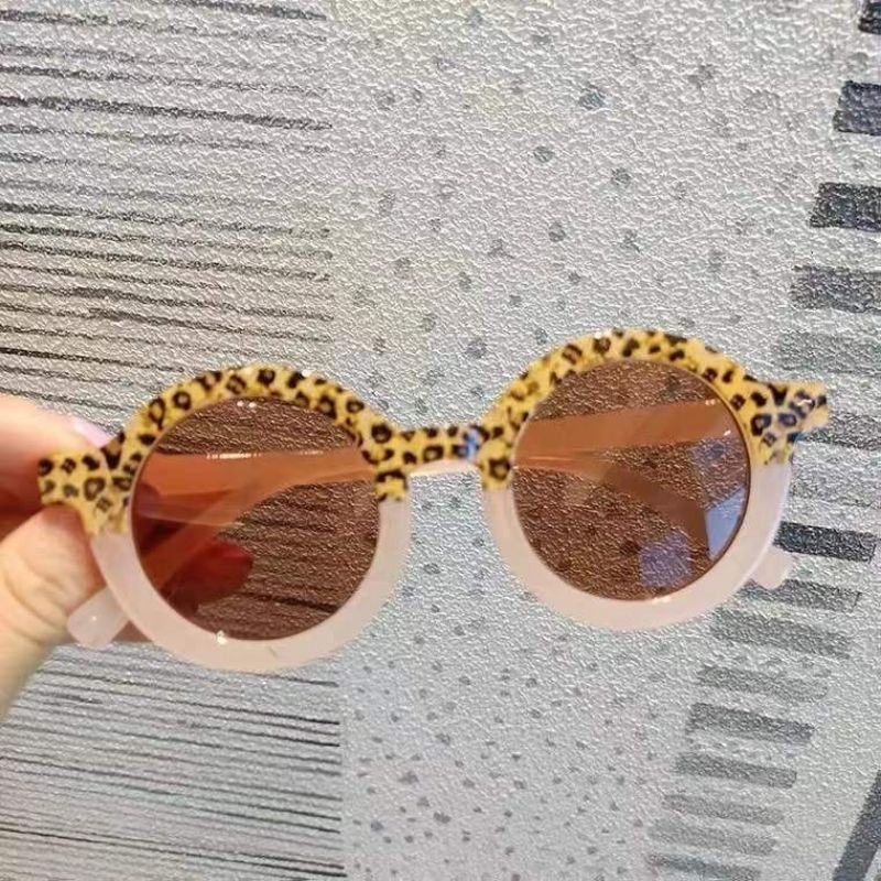Jual Kacamata Anak Bulat Gradasi Warna New Trend Hitam Motif Gradasi ...