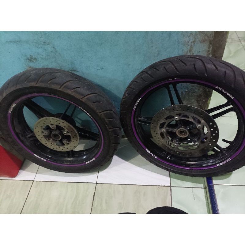 Jual Velg Racing Yamaha R15 v2 original copotan PNP ALL Vixion | Shopee ...