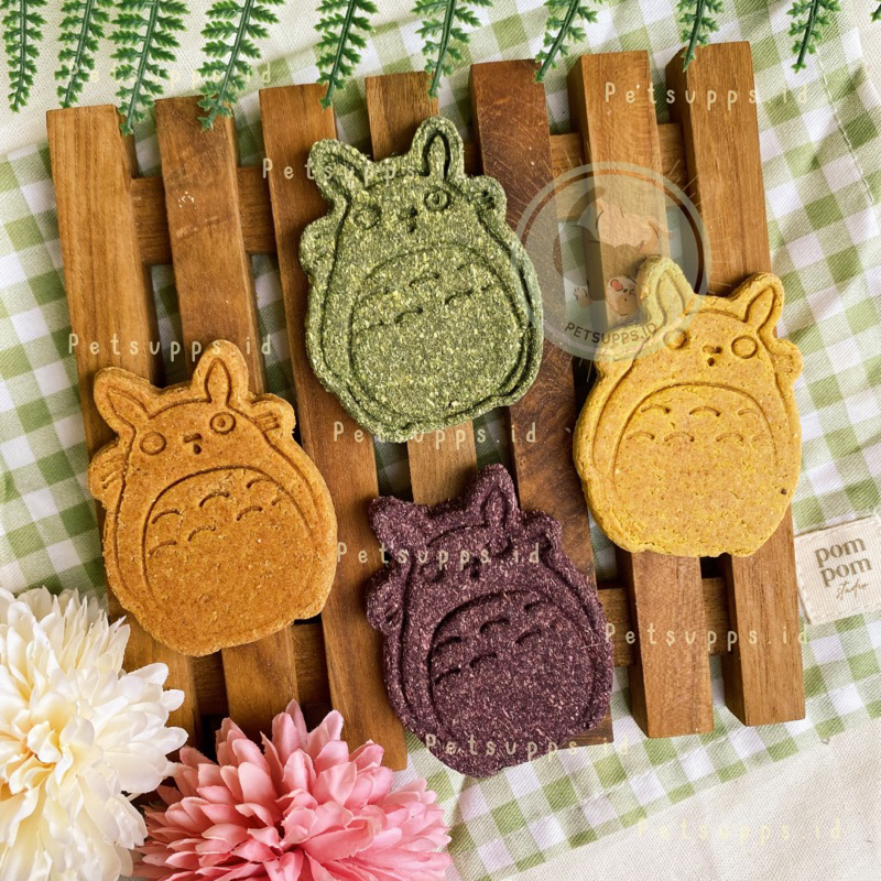 Jual Totoro biscuit molar for rabbit guinea pig hamster sugar glider ...