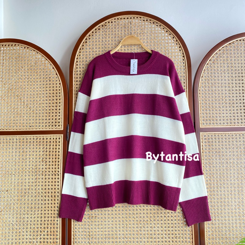 Jual SWEATER RAJUT OVERSIZE CLARA MOTIF GARIS | Shopee Indonesia