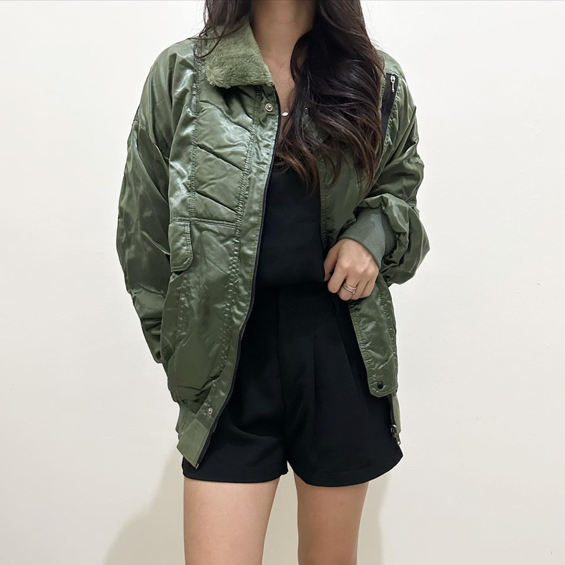 Jual GREEN PUFFY JACKET | Shopee Indonesia