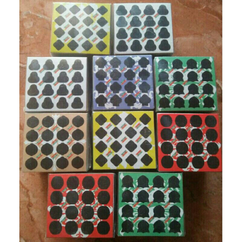 Jual MAINAN GOSOKAN BOM/TENGKORAK 16 TITIK ISI 1000 KUPON | Shopee ...