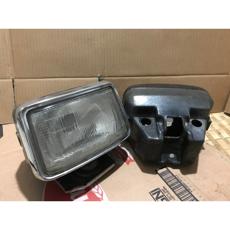 Jual lampu kotak depan set reflektor original gl max copotan motor ...