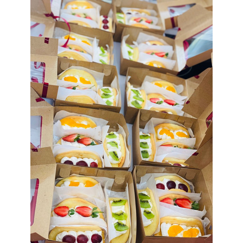 Jual HUG ROLL CAKE KOREA | Shopee Indonesia