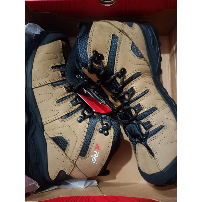 Jual Sepatu Gunung Hiking Rei ENDURUS | Shopee Indonesia