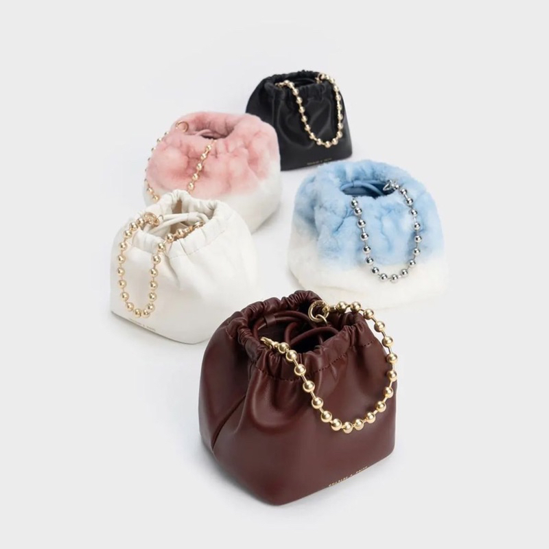 Jual c aldora beaded handle furry bucket bag | Shopee Indonesia