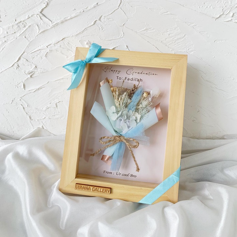 Jual WOODEN FRAME Mini Bouquet Frame / bingkai kado wisuda / kado ulang ...
