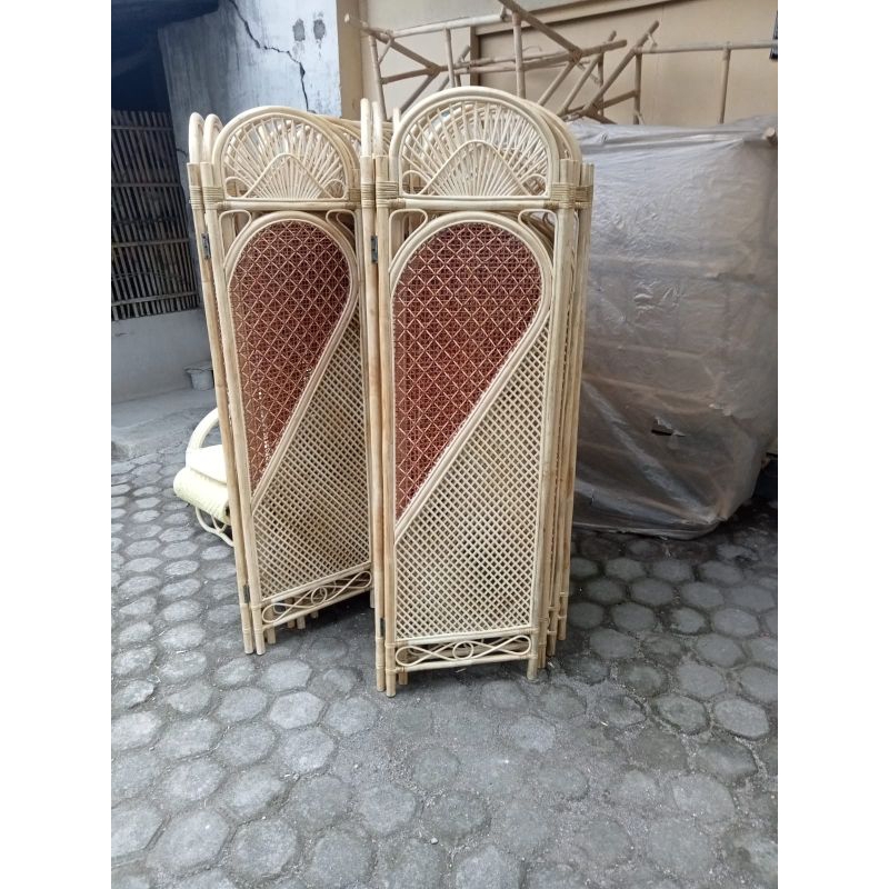Jual sketsel rotan asli / penyekat ruangan rotan asli. (2pintu ...