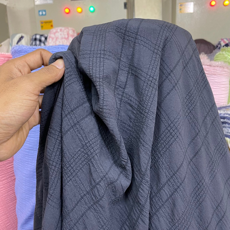 Jual kain crinkle/cey cerry crinkle,ladycrush,kerut lecek spandex(harga ...