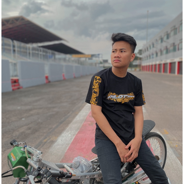 Jual KAOS PILOTER LEAK ORIGINAL FREE STIKER KAOS RACING BRAND PILOTTER ...