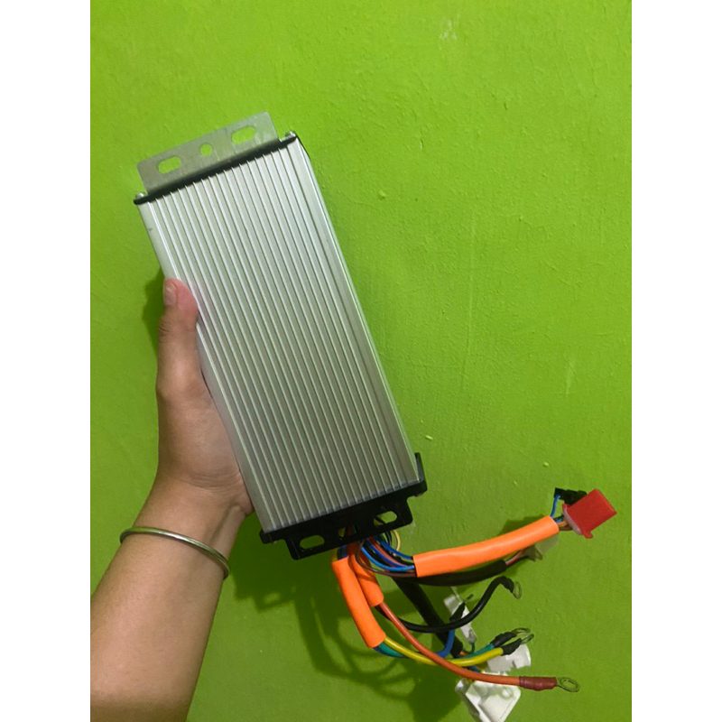 Jual Controller T3 original baru Vespa listrik Uwinfly | Shopee Indonesia
