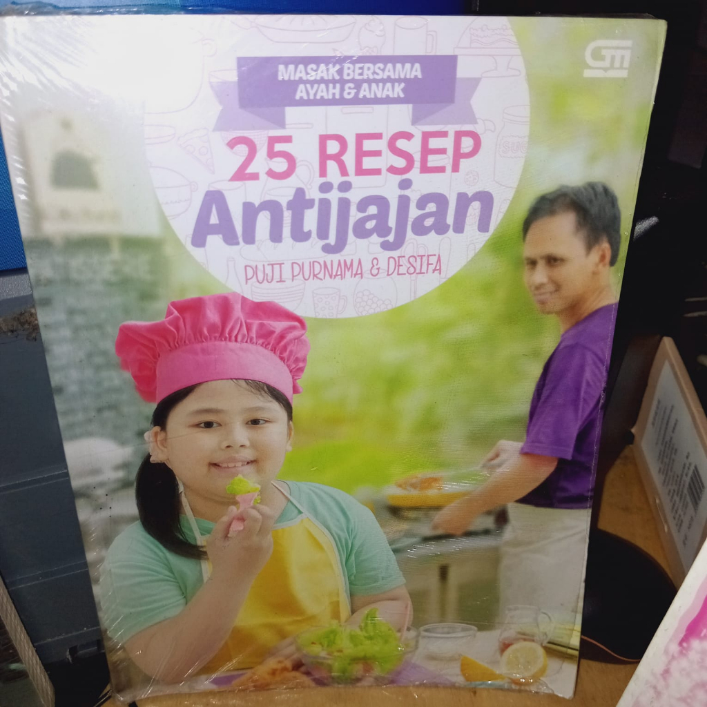 Jual BUKU MASAK BERSAMA AYAH & ANAK "25 RESEP ANTI JAJAN" By PUJI ...