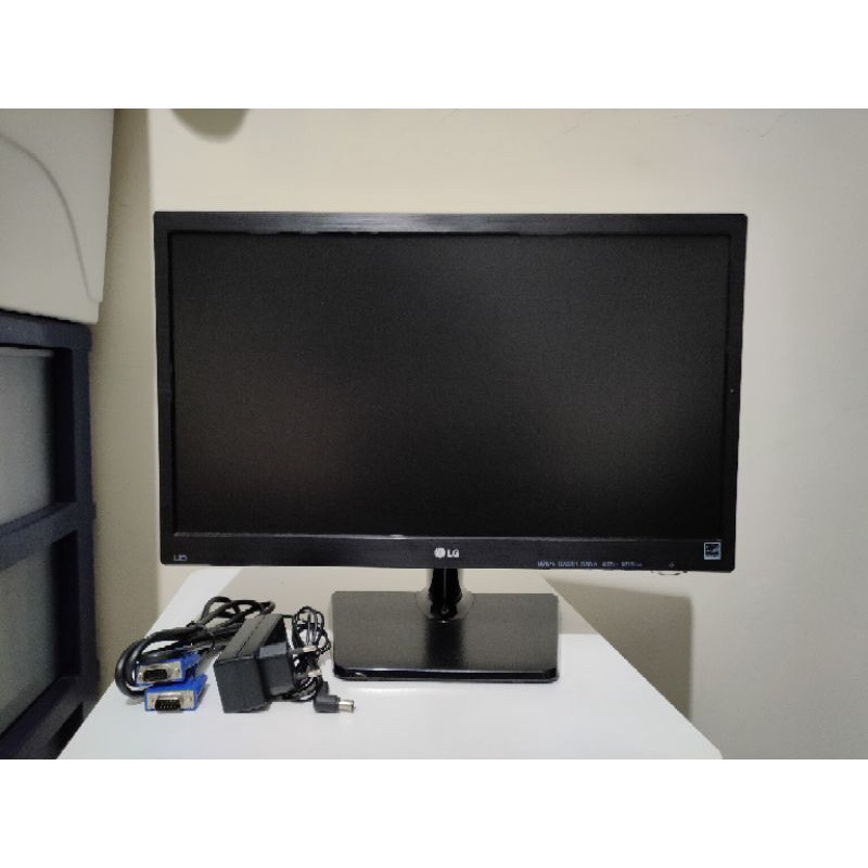 Jual MONITOR MURAH LED LG 19-20 INCH LIKE NEW | Shopee Indonesia