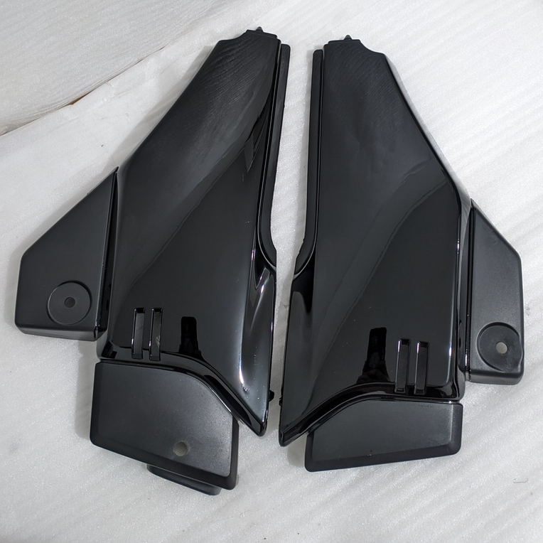 Jual Box Samping / Bok Aki GL Pro / Max Hitam (1 pasang) WIN ...