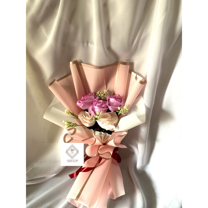 Jual Buket bunga mawar bucket bunga palsu buket bunga wisuda hampers ...