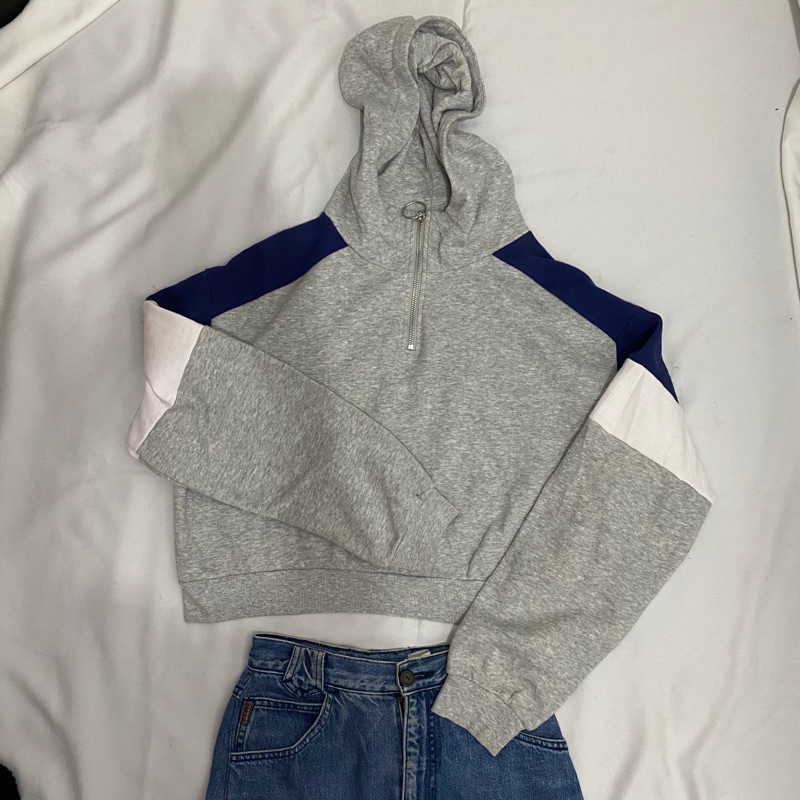 Jual crop hodie h*m | Shopee Indonesia