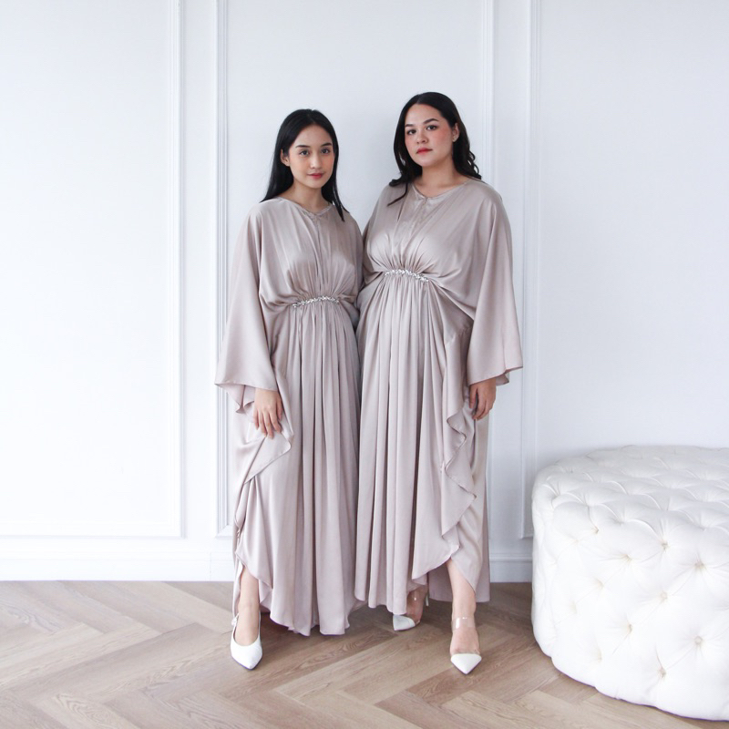 Jual FLOWNELSS HAYVA KAFTAN PREMIUM / HAURA KAFTAN SWAROVSKI | Shopee ...
