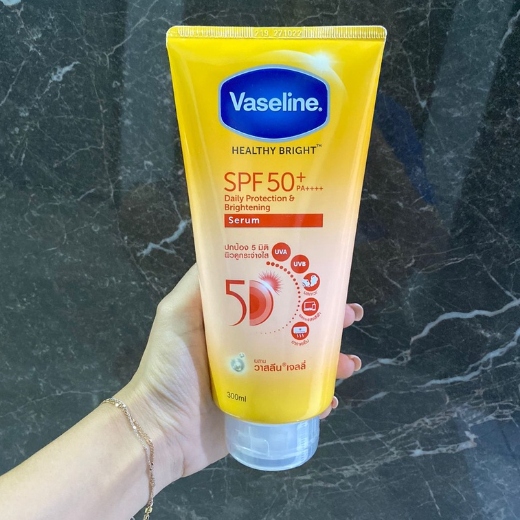 Jual Vaseline Daily Protection & Brightening Serum SPF50+ PA ...