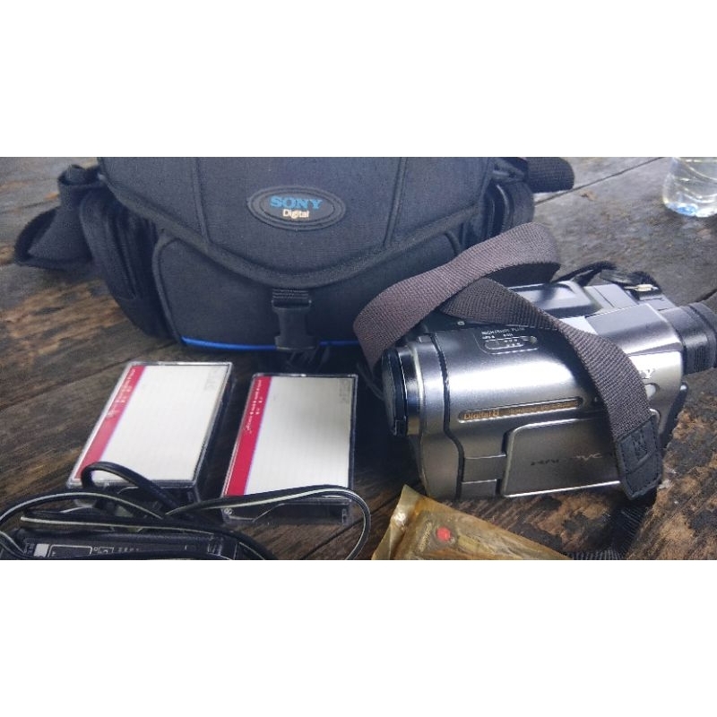 Jual handycam sony digital 8 | Shopee Indonesia