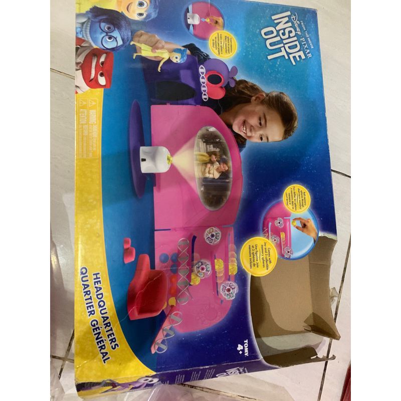 Jual INSIDE OUT - Headquarters Quartier General | Shopee Indonesia