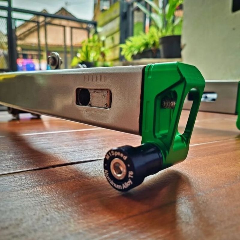 Jual Tutup Arm Setelan Stelan Rantai Chain Adjuster Paddock Stand 125Z ...