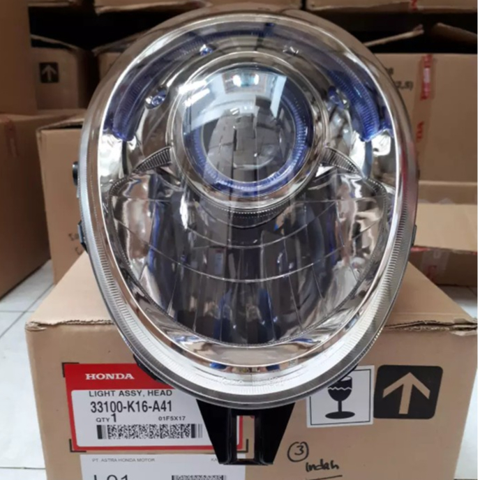 Jual LAMPU DEPAN / HEADLIGHT ASSY PLUS SOCKET & BOHLAM SCOOPY NEW FI ...