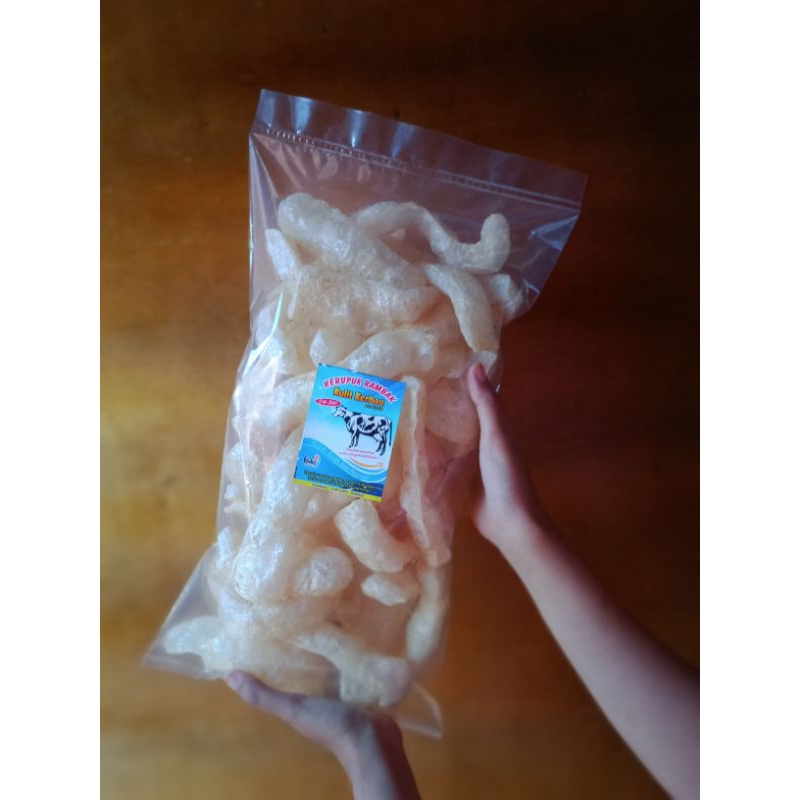 Jual Kerupuk Rambak kerbau Super Asli Kudus 200 gr Cap Sapi | Shopee ...