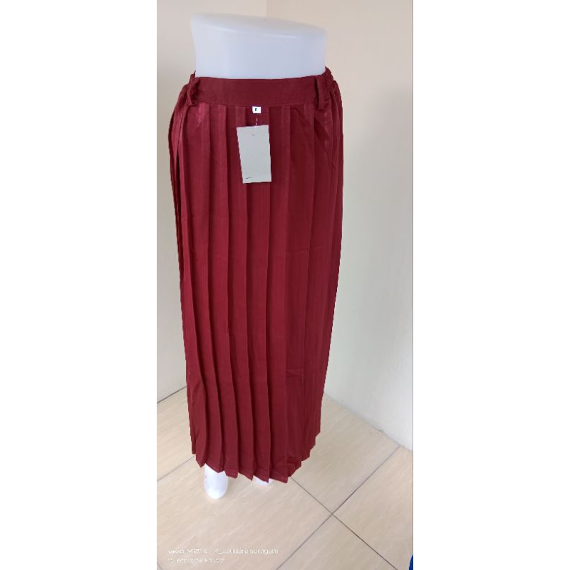 Jual rok merah panjang rempel full lidi dari atas full seragam sekolah SD kain katun drill dan ...