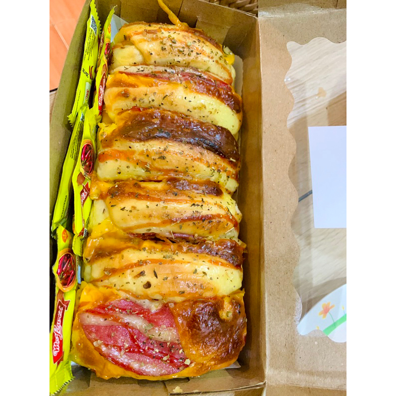 Jual Roti Sisir smoked beef & Cheese | Shopee Indonesia Jual Roti Sisir smoked beef & Cheese | Shopee Indonesia