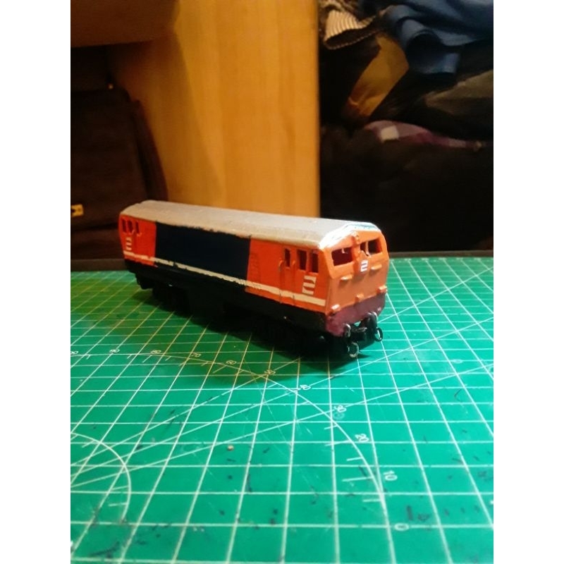 Jual Kereta Api Indonesia Seri Lokomotif BB301/BB304 (Handmade ...