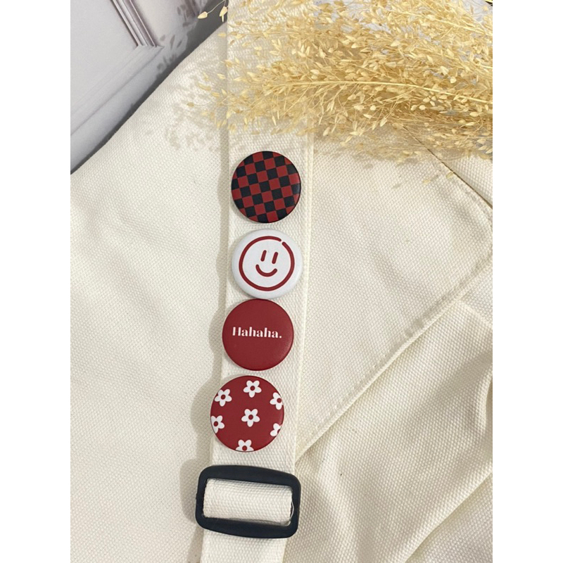 Jual pin button aesthetic (READY STOCK) | Shopee Indonesia