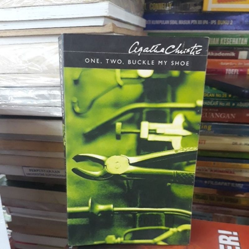 Jual buku novel 100% original Agatha Christie one , TWO , BUCKLE MY ...