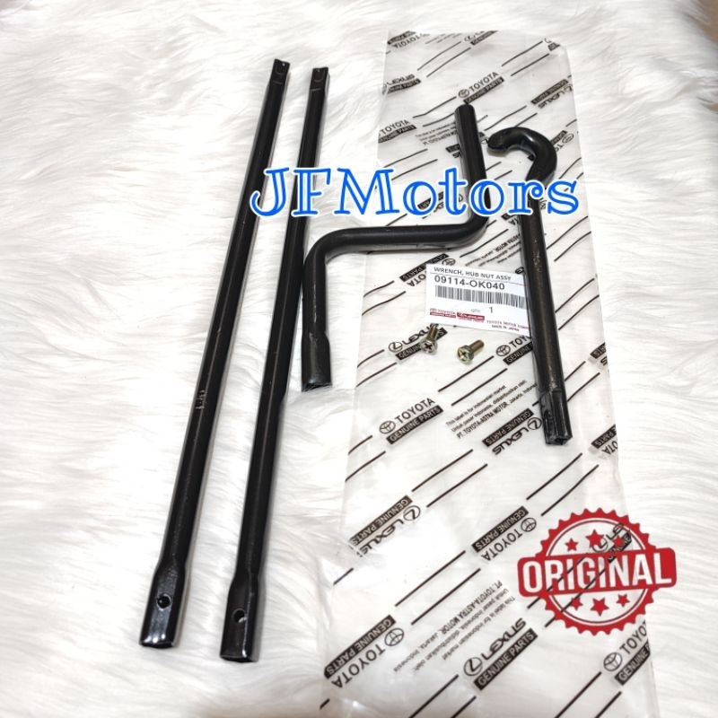 Jual Kunci Set Putaran Dongkrak Putaran Ban Serap Toyota Kijang Innova ...