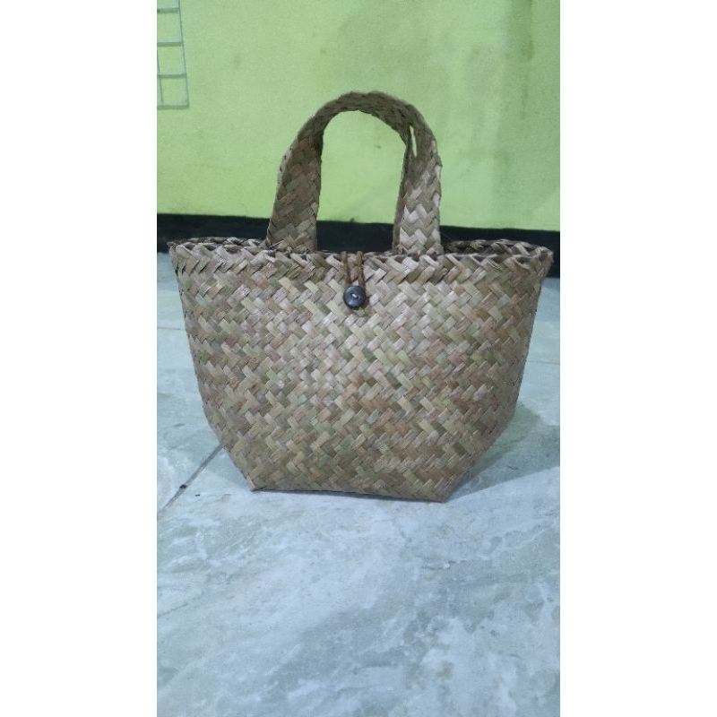 Jual Tas mini anyaman pandan | Shopee Indonesia