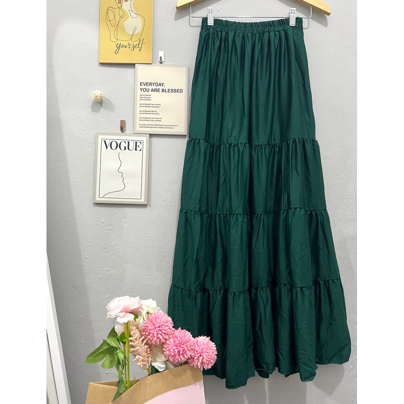 Jual Cherry_Ruffle Skirt 4 susun / rok wanita korea / skirt korean ...