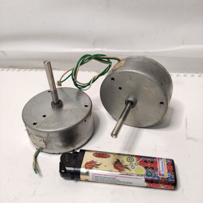 Jual DINAMO MOTOR DC 9V - 12V DC DINAMO GENERATOR LED 2400RPM | Shopee ...