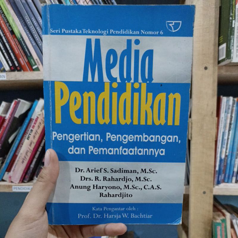 Jual Buku Media Pendidikan Pengertian, Pengembangan, dan Pemanfaatannya ...