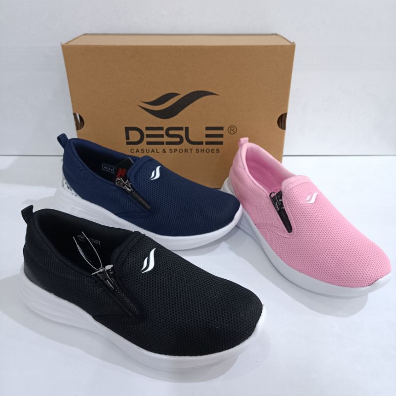 Jual Sepatu Slip On Wanita Desle Moricorina Harrys size 36-40 | Sepatu ...