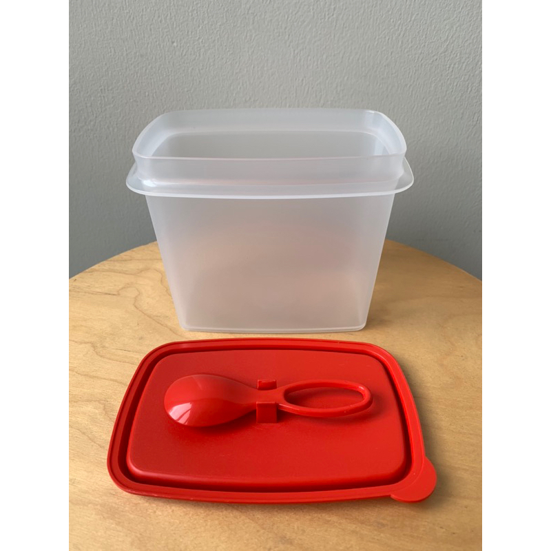 Jual Storage Tupperware original berikut sendok di balik tutupnya ...