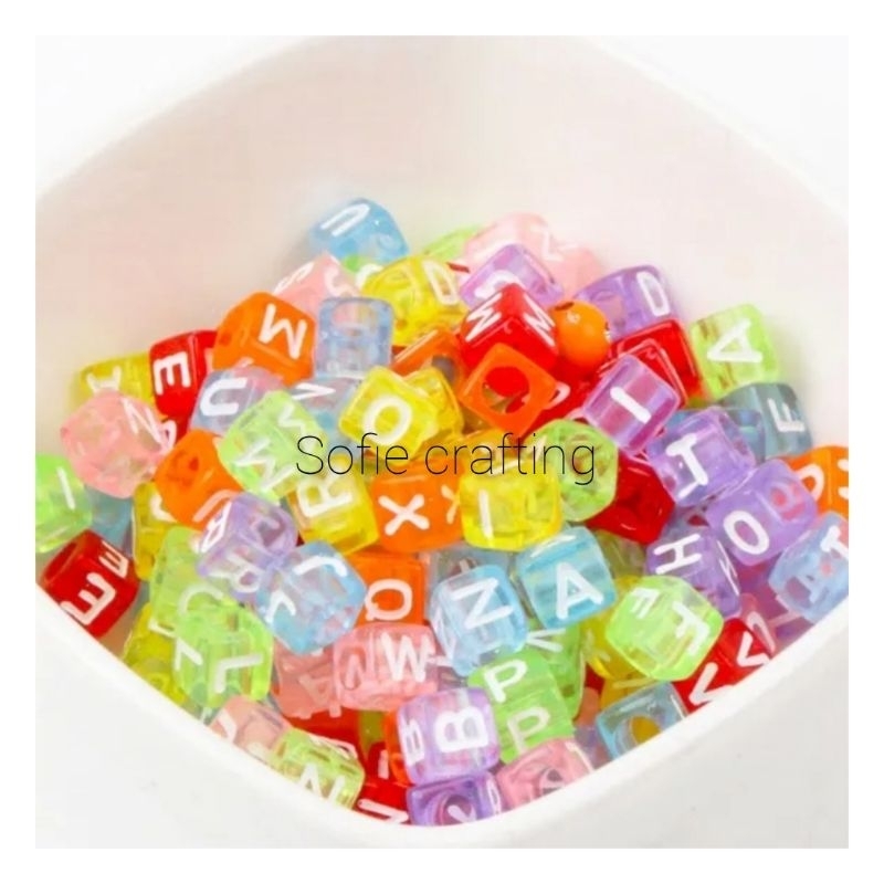 Jual (100 biji) MANIK AKRILIK HURUF KOTAK 7 mm | Shopee Indonesia