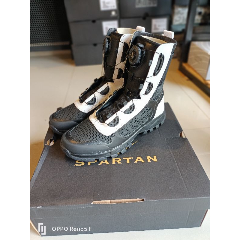 Jual SEPATU PDL TALI PUTAR SPARTAN PROPAM POLRI | Shopee Indonesia