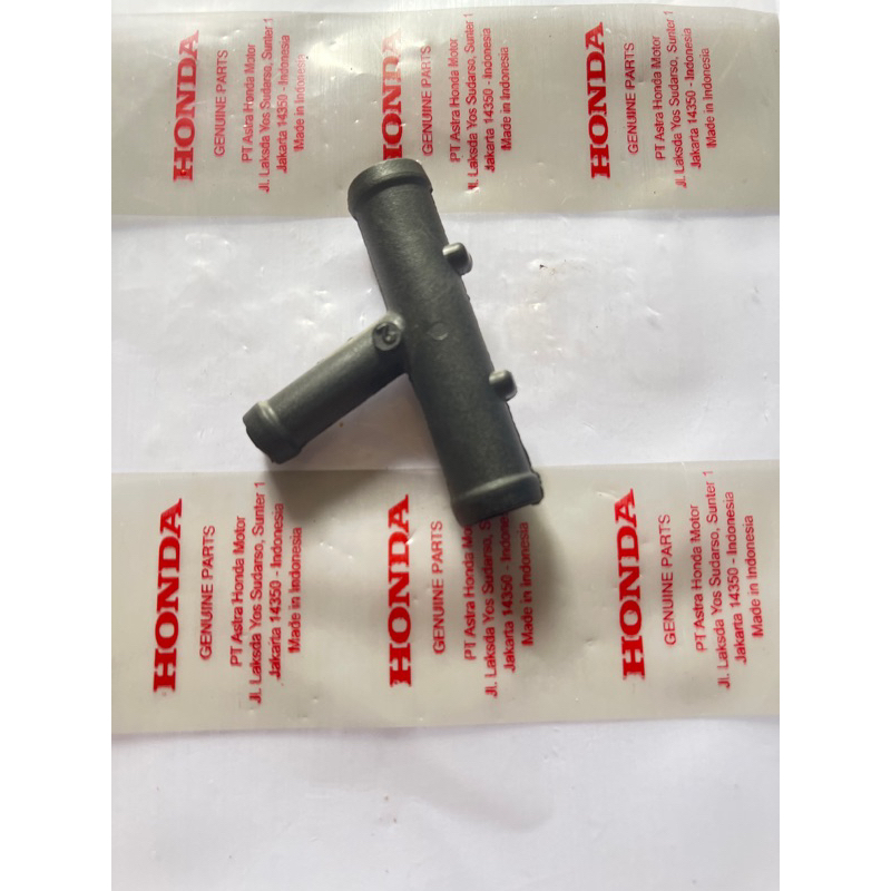 Jual Pipa radiator Vario old 110 pipa selang radiator Vario old ...
