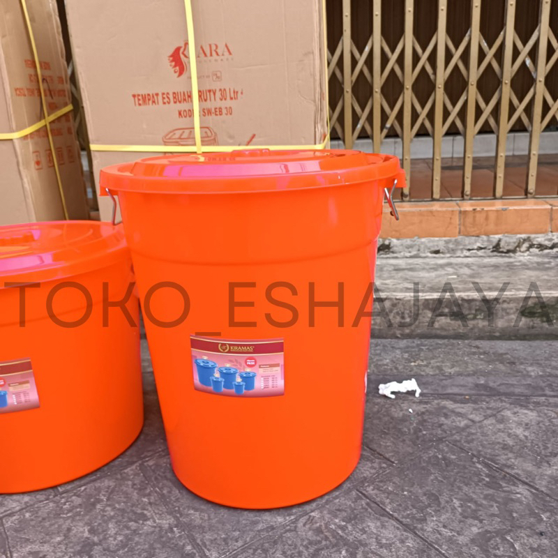 Jual Ember Plastik KIRAMAS Tutup 30 40 50 60 80 Liter / Ember Plastik / Ember Tutup Gagang Nikel ...