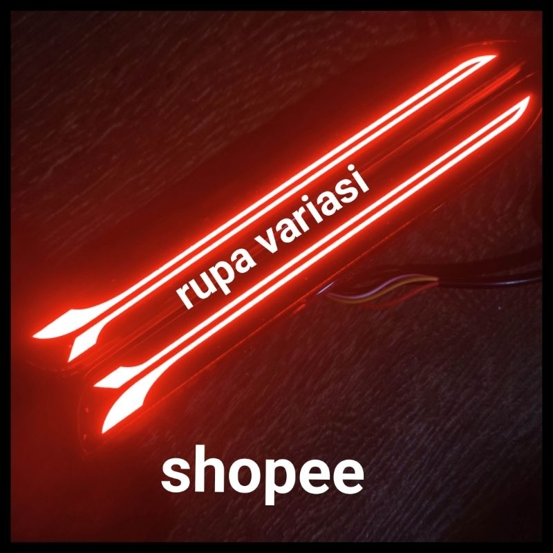 Jual Lampu reflektor bumper belakang toyota innova inova / grand ...