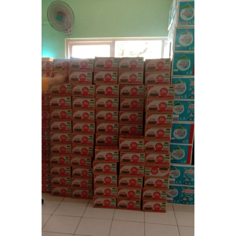 Jual mie oven sekarton isi 24 pcs rasa mie goreng bawang | Shopee Indonesia