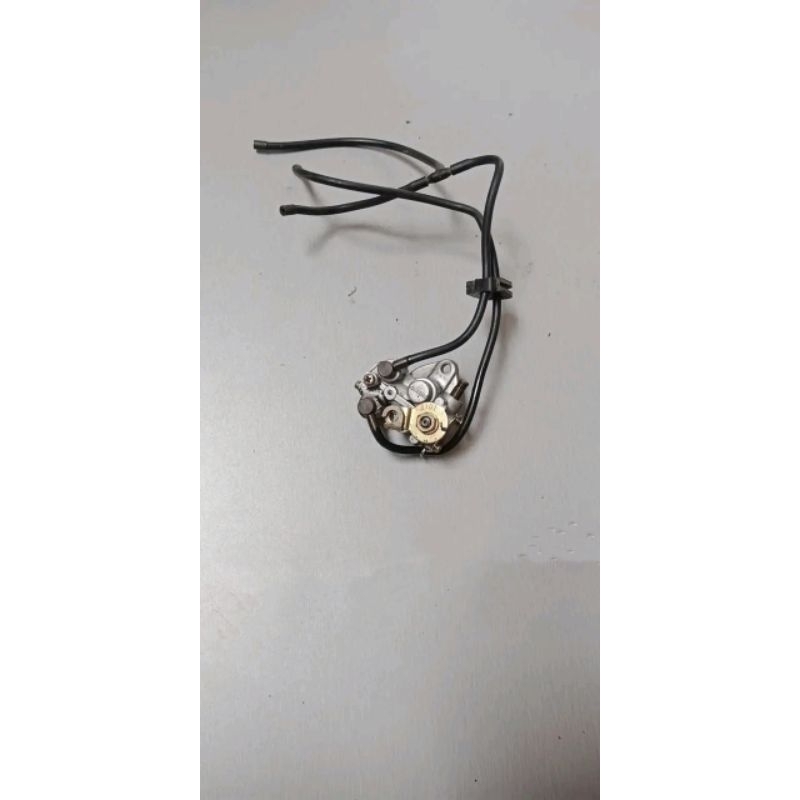 Jual POMPA OLI SATRIA 2TAK OLI POM SATRIA HIU LUMBA ORIGINAL | Shopee ...