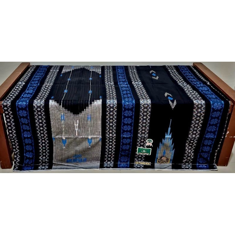 Jual Raja Mulia 420 Exclusive Sarung Tenun Tradisional Sutra Samarinda ...