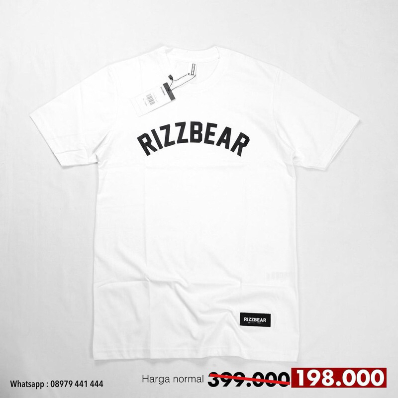 Jual T-Shirt Rizzbear Varsity Block White | Shopee Indonesia
