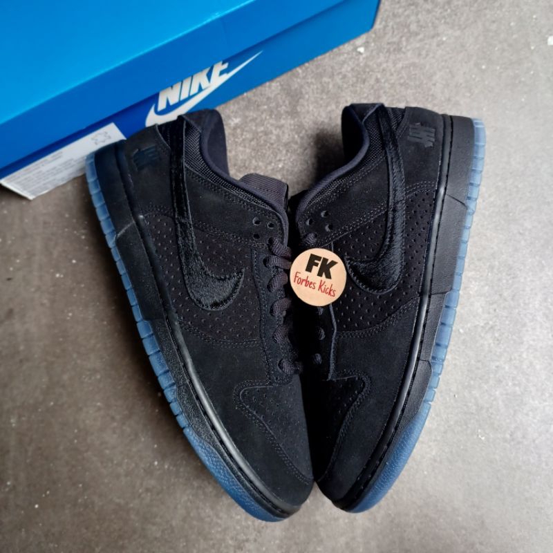 Jual Nike Dunk Low SP Undefeated 5 On It Black Dunk vs. AF1 | Shopee ...